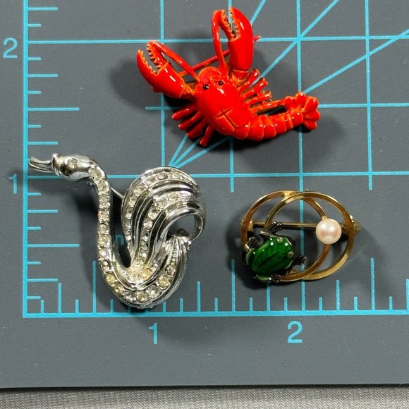 Jewelry | Lot 3 Vintage Scatter Pins Duck Lobster Frog | Poshmark